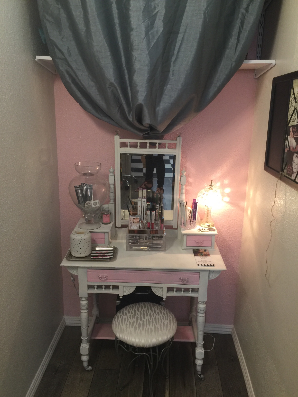 The Vanity Room In Vacaville CA | Vagaro